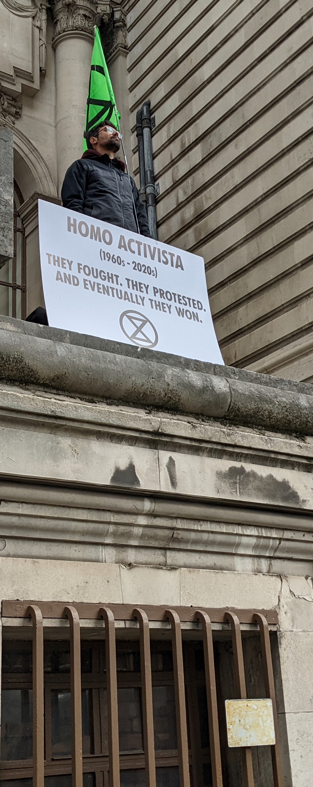 Climate campaigners disrupt Shell AGM – DRILL OR DROP?